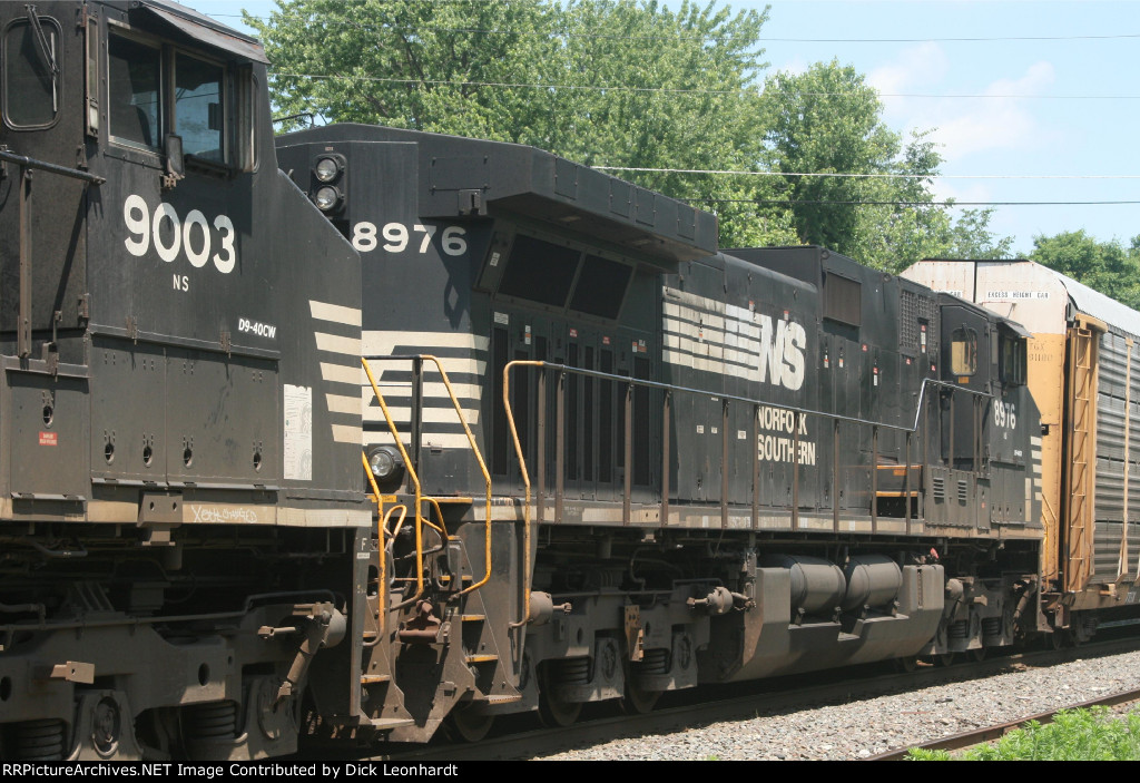 NS 8976